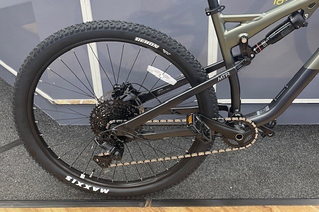 Boardman Mtr Eight Point Six 2024 Men's Green | 049100360149 | Cash ...