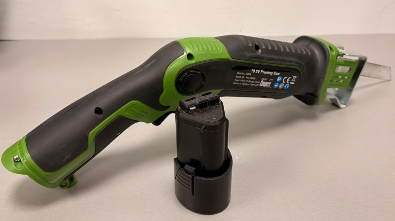 Victor Tools Pruning Saw Green | 049300169713 | Cash Converters