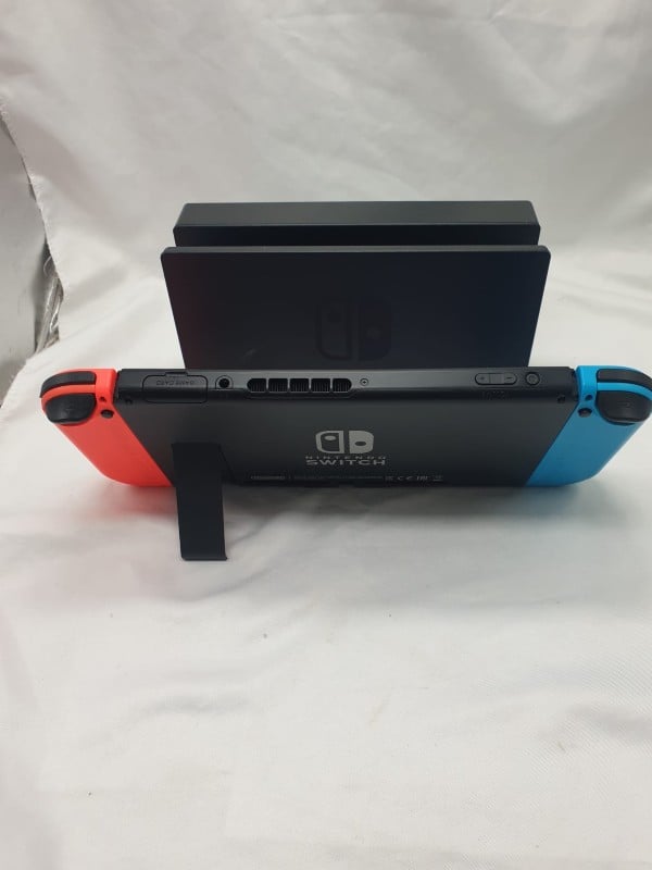 Nintendo Console Nintendo Switch | 021800132727 | Cash Converters