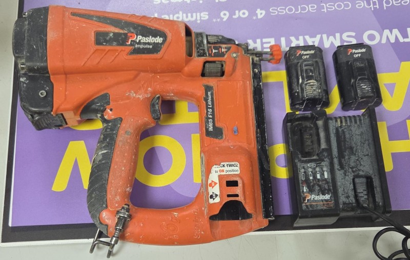 Paslode Im 65 F16 Second Fix Nail Gun W/ 2X Battery And Charger ...
