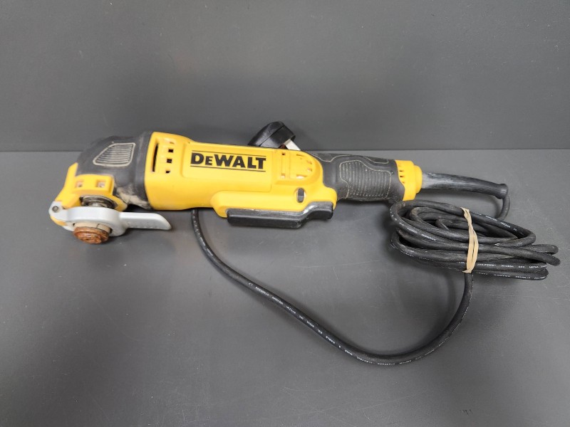 Dewalt Corded Multi Tool 300 Watt 240 Volt Yellow | 049500125752 | Cash ...