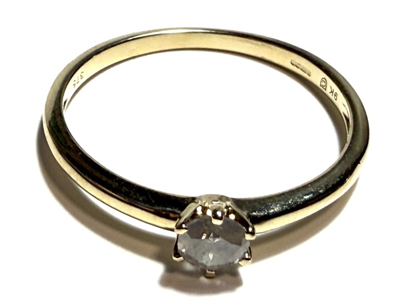 9ct Diamond Yellow Gold Diamond Ring SizeQ | 018600217530 | Cash Converters