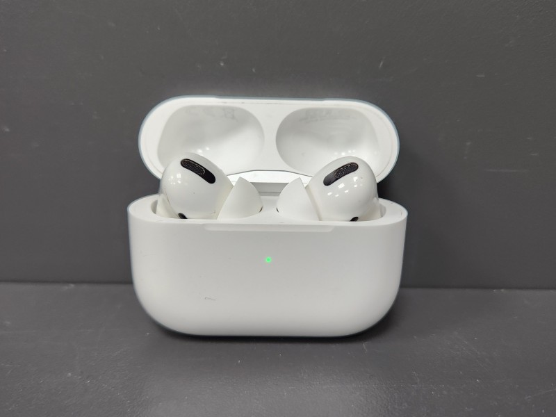 Apple Airpod Pro 1st Gen A2084 White | 049500124359 | Cash Converters