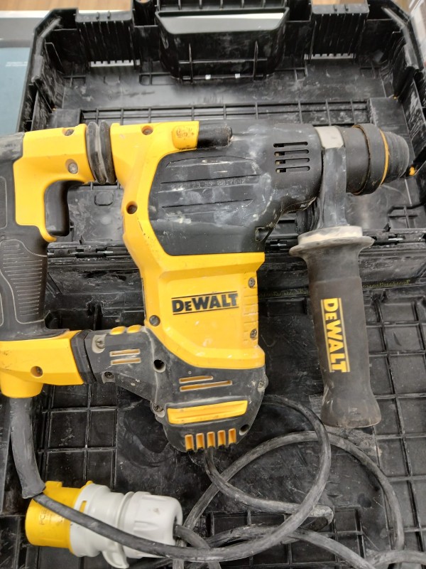 Dewalt D25333k 110V Sds+ Rotary Hammer Drill | 045700042841 | Cash ...