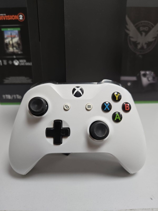 Microsoft Xbox One X 1TB | 041500147785 | Cash Converters