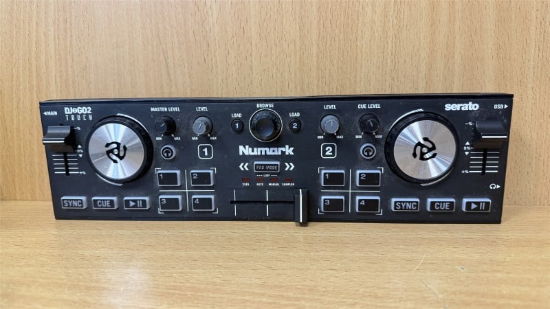 Numark Dj2go2 Touch Compact Dj Controller Black | 046600090072 | Cash ...