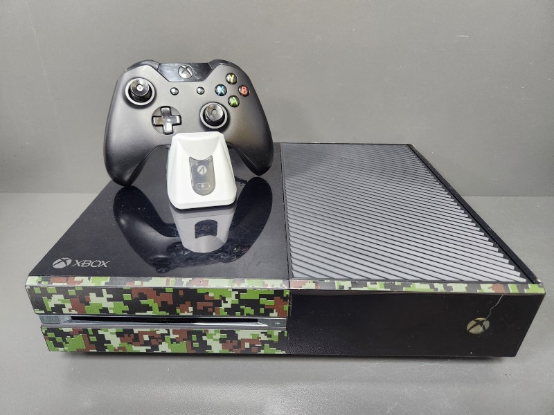 Xbox One Console 500GB Xbox One 320GB Black | 049500121757 | Cash ...