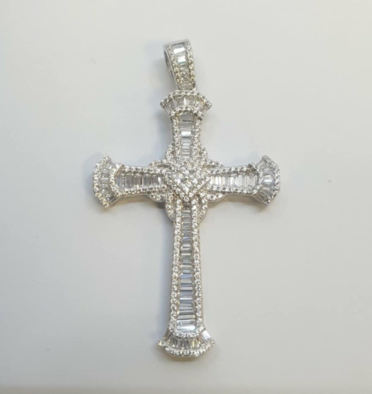 Silver Cz Cross Pendant 7.78G | 030100217281 | Cash Converters