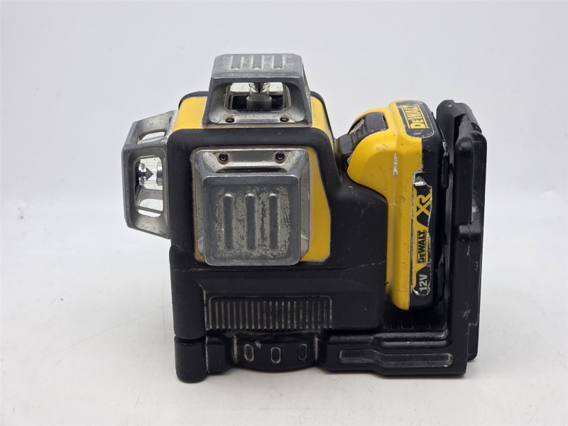 Laser Level Dewalt Dce089d1r Tri Red Beam | 030300297064 | Cash Converters