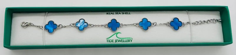 New Blue Quatrefoil Metal Bracelet 6.63G | 037100010585 | Cash Converters