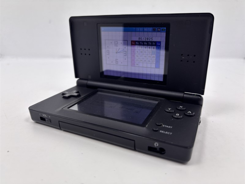 Nintendo DS Black | 015700286157 | Cash Converters