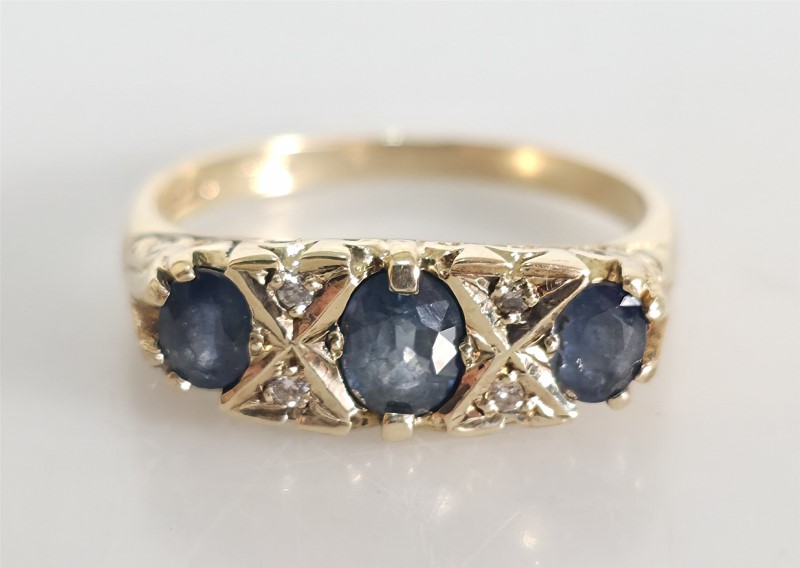 9Ct Yellow Gold Diamond .04Ct & Topaz Half Eternity Ring Yellow Gold ...