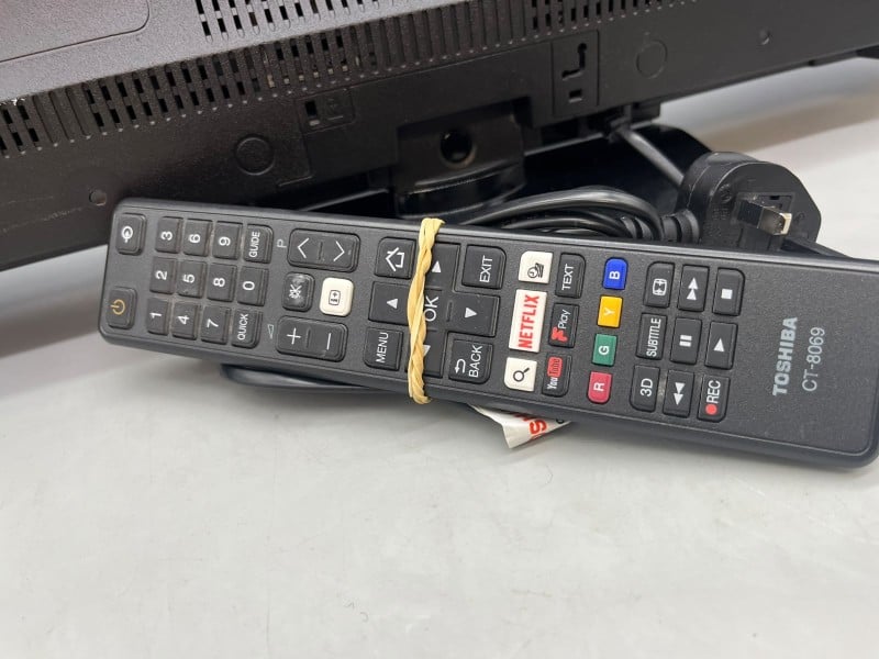 Toshiba 24" Smart TV | 031900100402 | Cash Converters