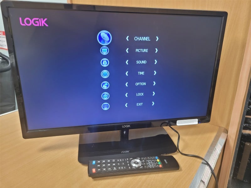 Logic HD Ready Led Id TV Combo Lf24fed13 24 Black | 021600157101 | Cash ...