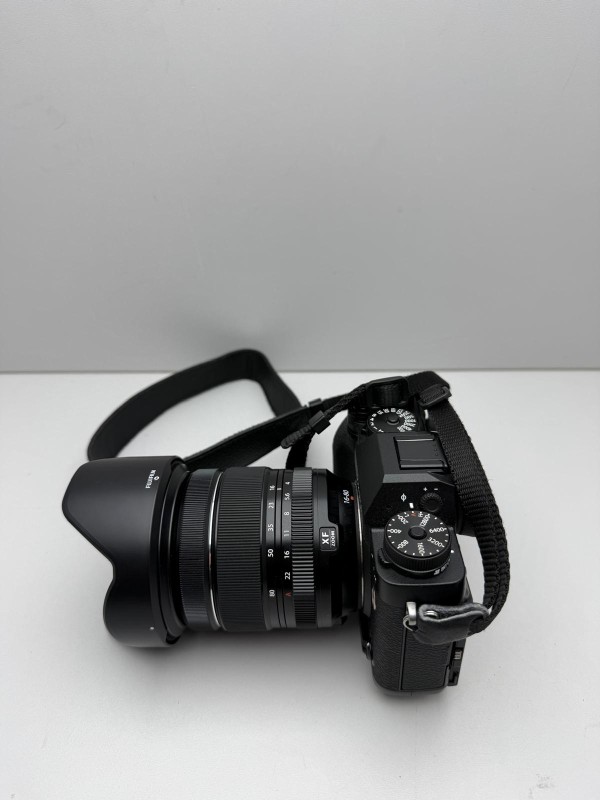 Fujifilm X-T2 With Fujinon Xf16-80Mmf4 R Ois Wr Acc: Bag, Charger, 2X ...