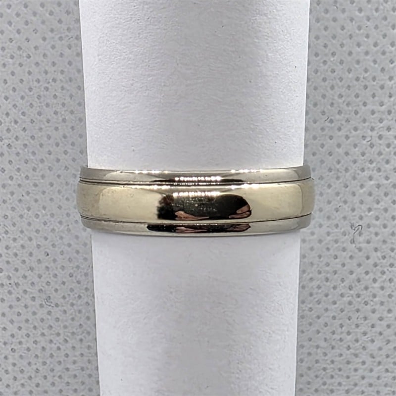 9ct 9Ct 2 Colour Wedding Ring Two Tone Gold Ring Size W | 033300401788 | Cash Converters