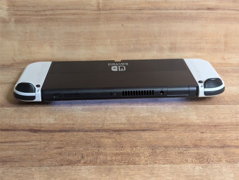 Nintendo Switch 32GB White | 048900250601 | Cash Converters