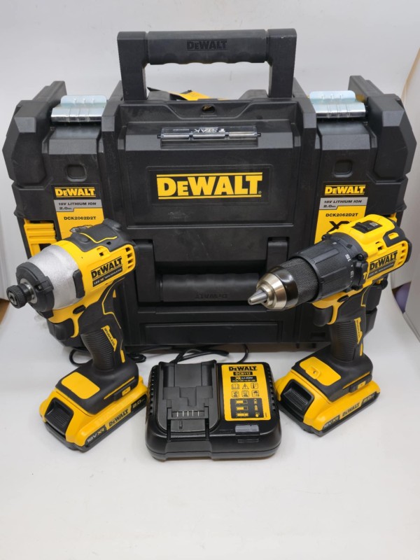Combi Drill Dewalt Dck2062d2t-GB 18V Xr Brushless Twin Pack Dcd709 ...