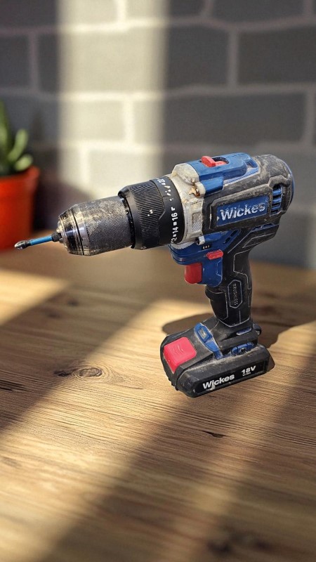 Wickes Cordless Brushless Combi Drill *No Charger* | 059000030399 ...