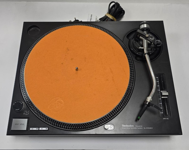 Technics 1210 Mk2 Black | 054400268694 | Cash Converters