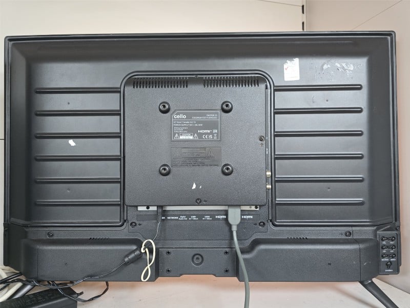 (TV) Cello 32" TV No Remote, Serial #: Sncb282300172, Black Black ...