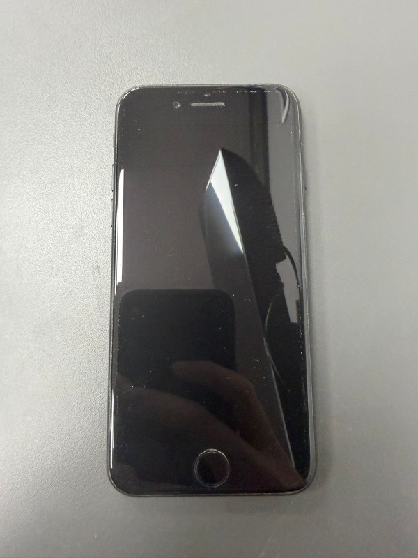 Apple iPhone Se iPhone Se 64GB Black | 059500005322 | Cash Converters