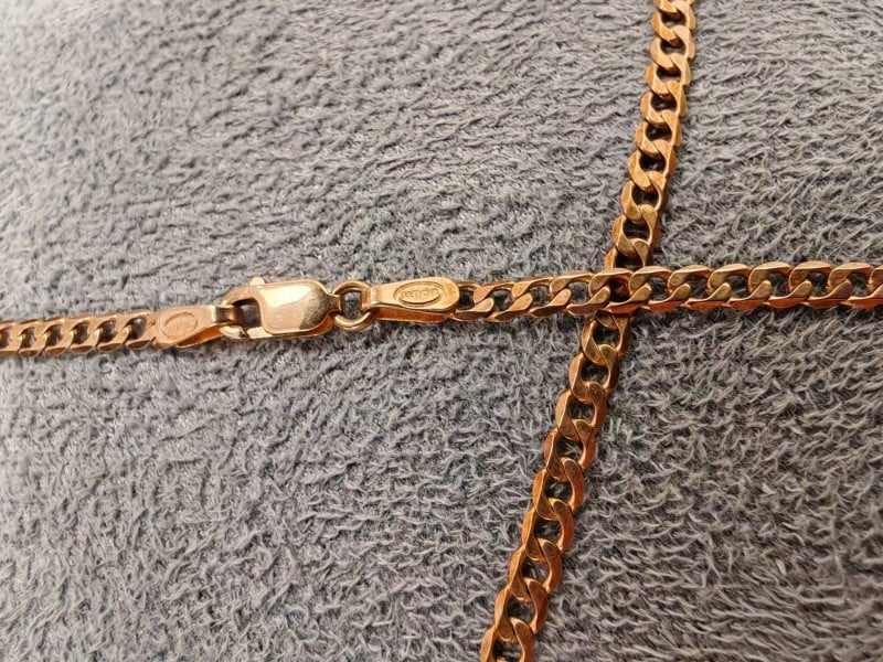 9ct Yellow Gold Curb Necklace 45.5cm 4.7G | 048800232708 | Cash Converters