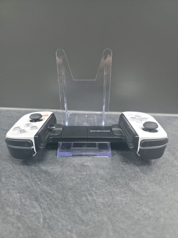 Backbone White | 060400003763 | Cash Converters