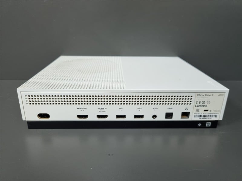 Microsoft Xbox One S 500GB Console Xbox One S 500GB White ...