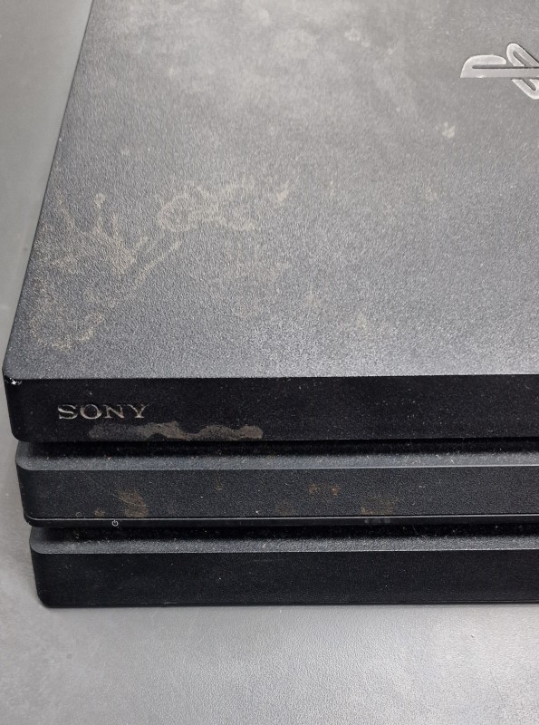 Power Lead And Controller Playstation 4 Pro Black | 017900196093 | Cash ...
