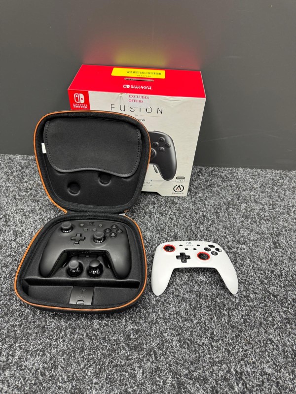 Nintendo Switch Black | 059500002076 | Cash Converters