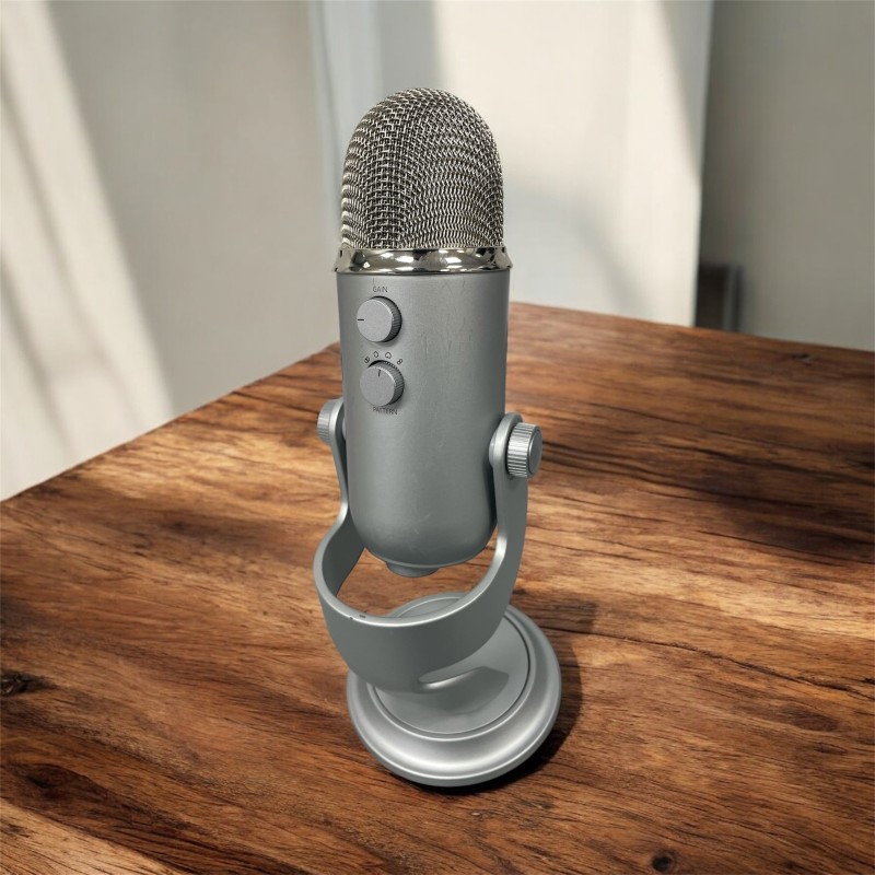 Logitech Blue Yeti Microphone Silver | 058900022500 | Cash Converters
