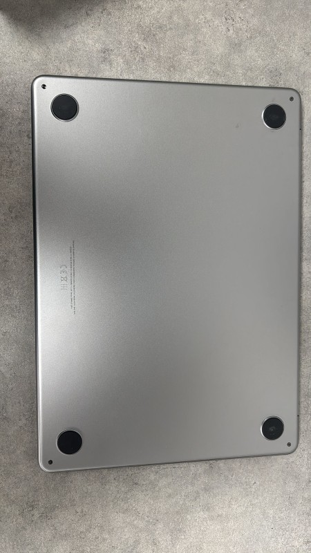 Apple Macbook Air 13" 8GB Ram 256GB SSD M3 Chip With Box And Charger ...