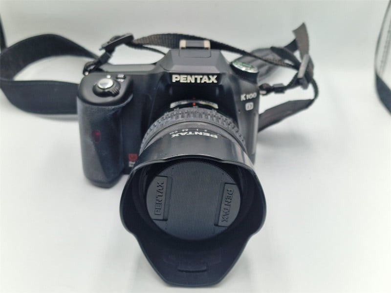 Pentax K100d + 18-55mm Lens Black | 044800136323 | Cash Converters