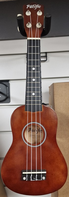 Ukulele Pacific Ukulele Student With Bag | 035000157170 | Cash Converters