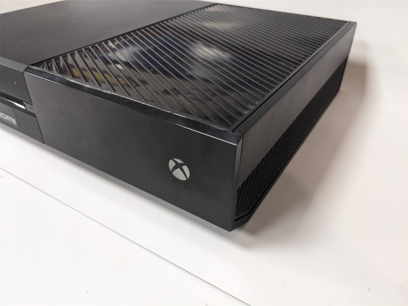 Xbox One - Console Only Xbox One 500GB Black | 018100195175 | Cash ...