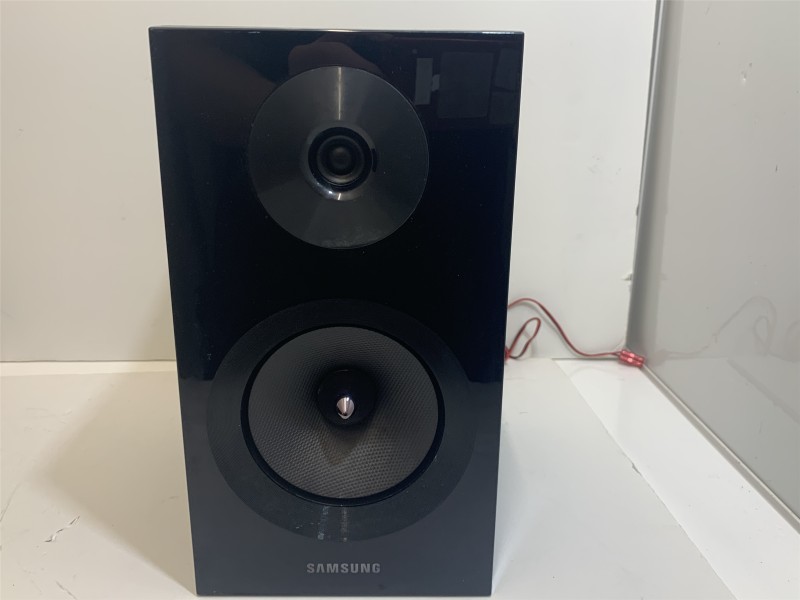 Samsung Hi-Fi System With Speakers mm-E460d Black | 038600310553 | Cash ...