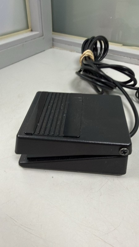 Roland, Damper Pedal Momentary Footswitch Dp-2, Black | 044300076424 ...