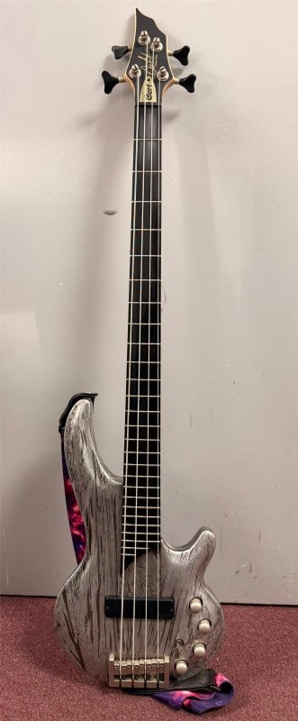 Cort Cort Curbow 4 String Electric Bass Silver | 033500115902 | Cash ...