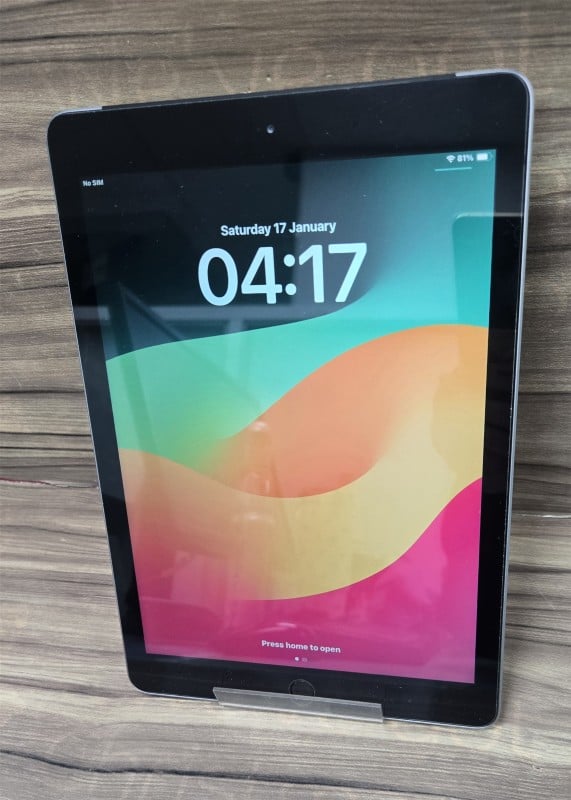 Apple iPad 6th Gen (A1954) 9.7" 32GB - Space Grey, Unlocked iPad 6th ...