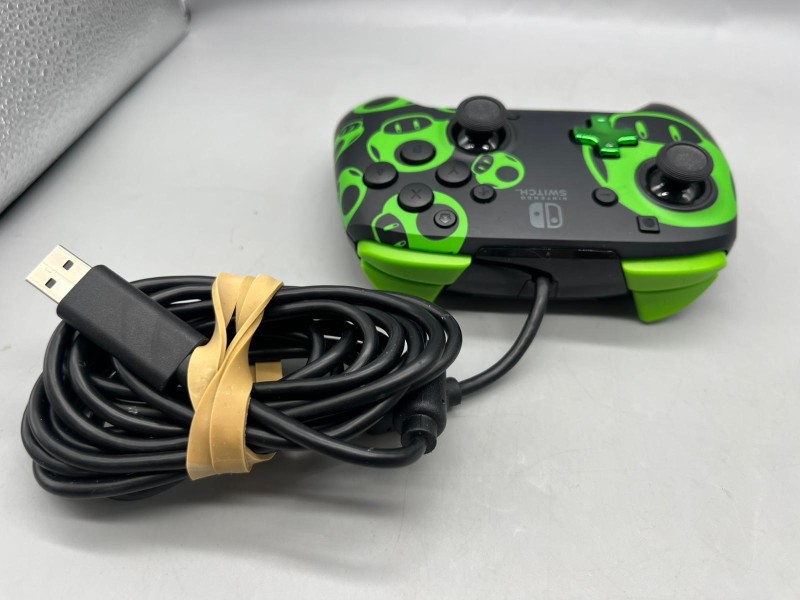 Nintendo Controller Nintendo Switch | 031900096353 | Cash Converters