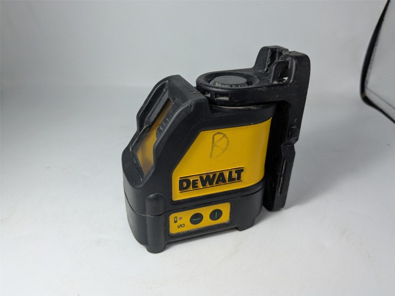 Dewalt Laser Level Dw088cg | 044900064225 | Cash Converters