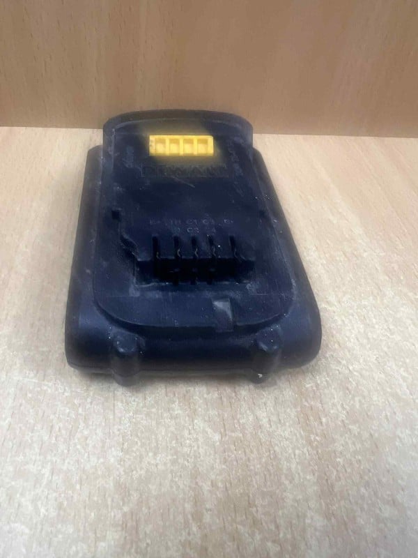 Dewalt Dcb185 | 020000153014 | Cash Converters