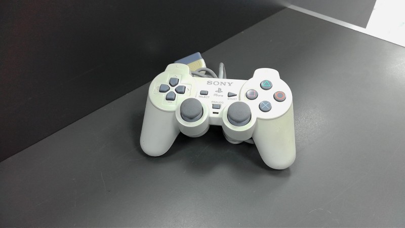 Playstation 1 Controller Playstation White | 029400164715 | Cash Converters