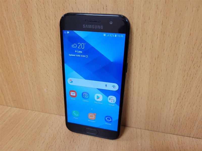 Samsung A3 2017 Sm-A320fl 8GB Blue | 021600151277 | Cash Converters