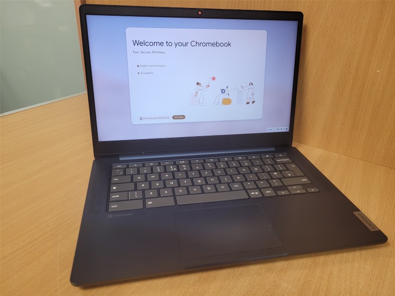 Lenovo Slim 3 Chrome Book 4GB 64GB Mediatek Kompanio 520 2.0 GHz 4GB ...