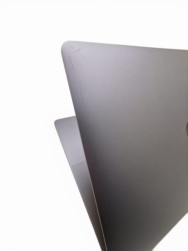 Apple Macbook Pro 15" 2017 3.1GHz Quad Core Intel Core i7 16GB 2017 ...