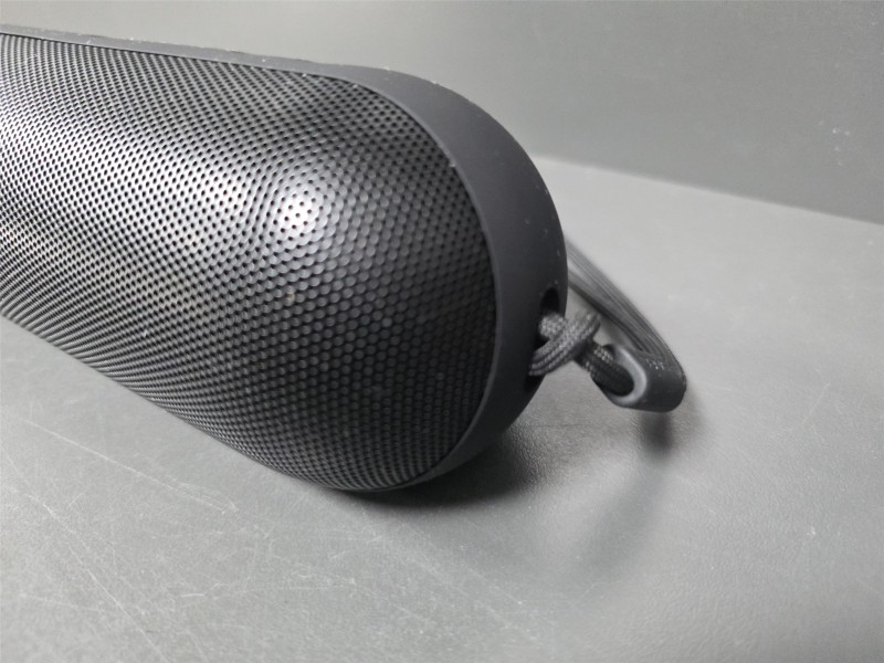 Apple Beats Pill Speaker A3211 / 2024 Black | 049500123180 | Cash ...