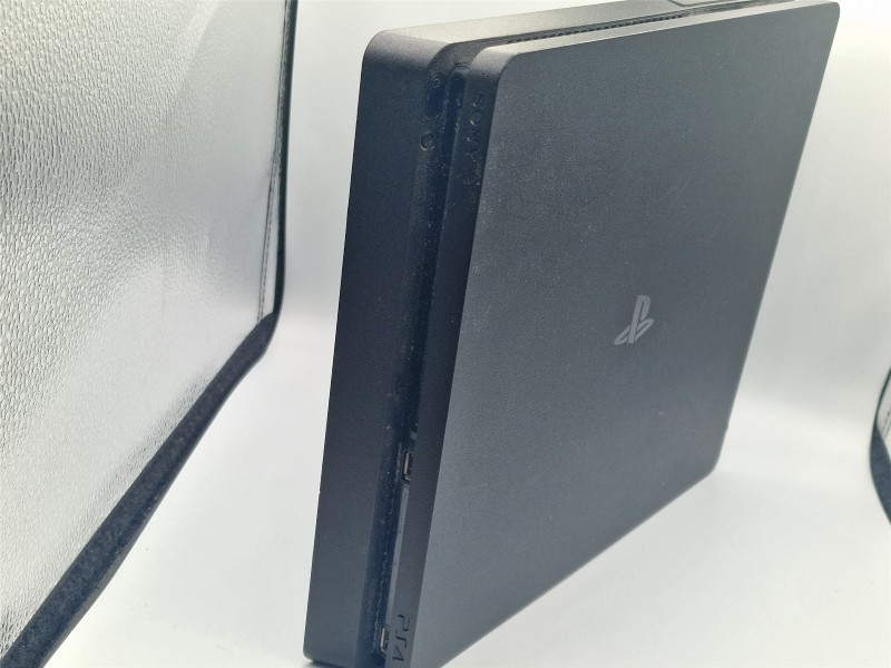 Playstation 4 Slim 500GB Playstation 4 Slim Black | 044800136252 | Cash ...