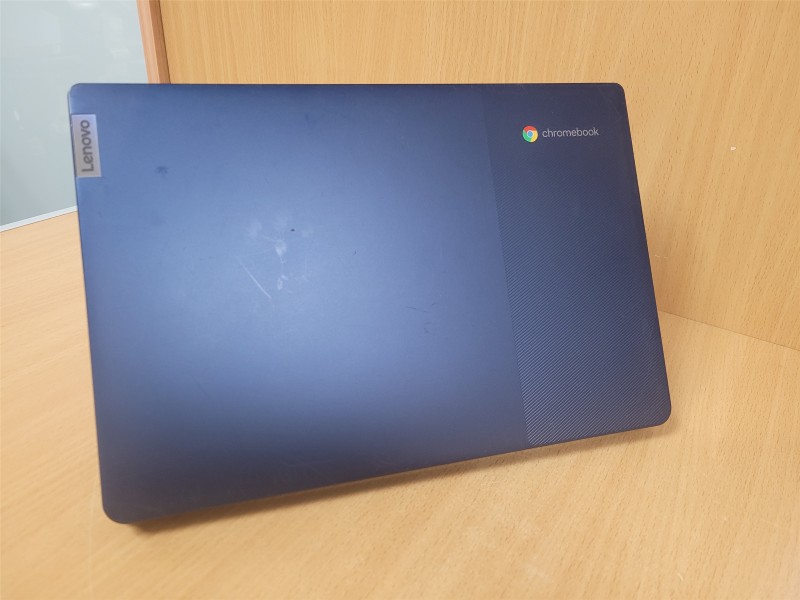 Lenovo Slim 3 Chrome Book 4GB 64GB Mediatek Kompanio 520 2.0 GHz 4GB ...
